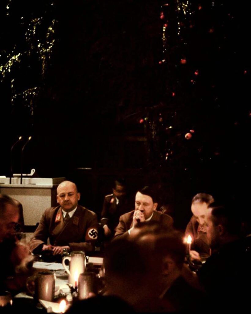 Inside A Nazi Christmas Party Hosted By Adolf Hitler, 1941 – Nzeora